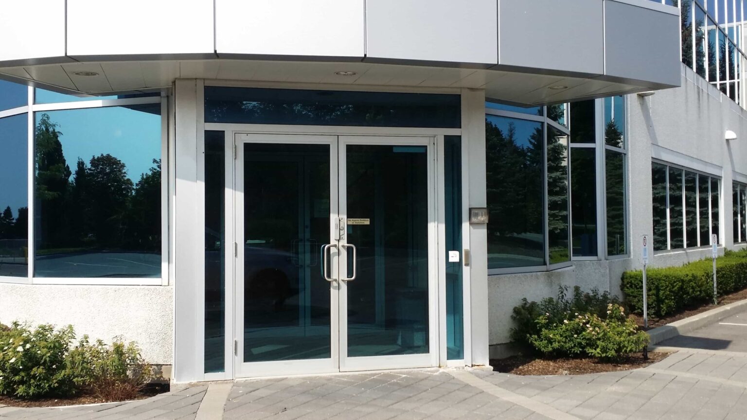Commercial Storefront Glass Aluminum Doors | Storefront Doors