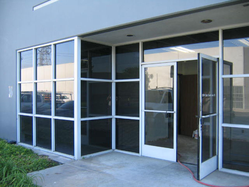 Commercial Glass Aluminum Windows | Canuck Door System