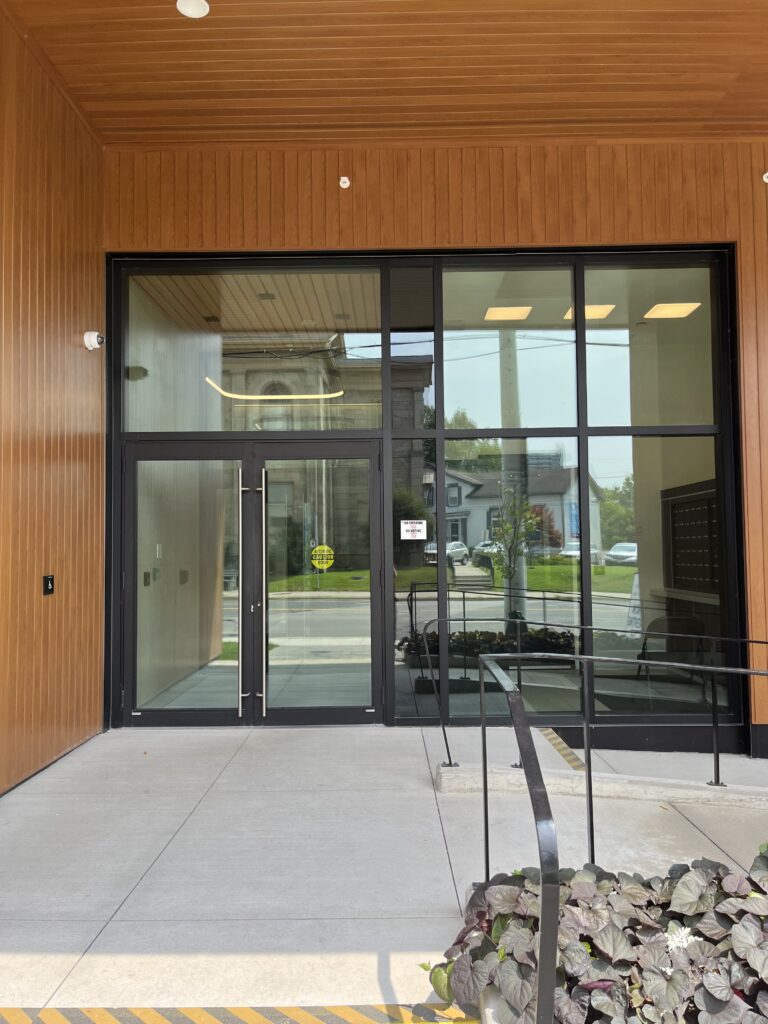 Commercial Glass Doors Niagara Falls | Canuck Door System